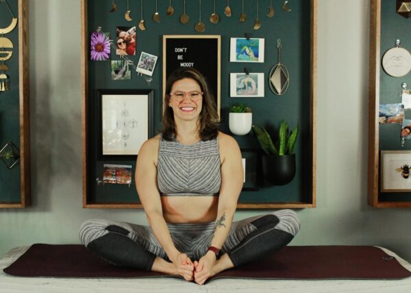 Your Grab-and-Go Pelvic Stretches Playlist With Modifications - Laura ...